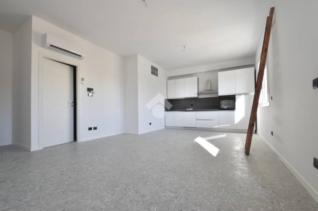 Appartamento in vendita a Bussolengo via Gardesana, 16