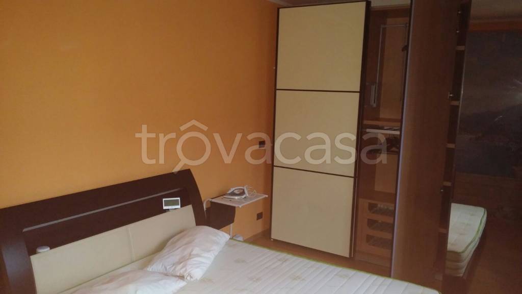 Appartamento in in vendita da privato a Reggio nell'Emilia via Giovanni Guareschi, 10