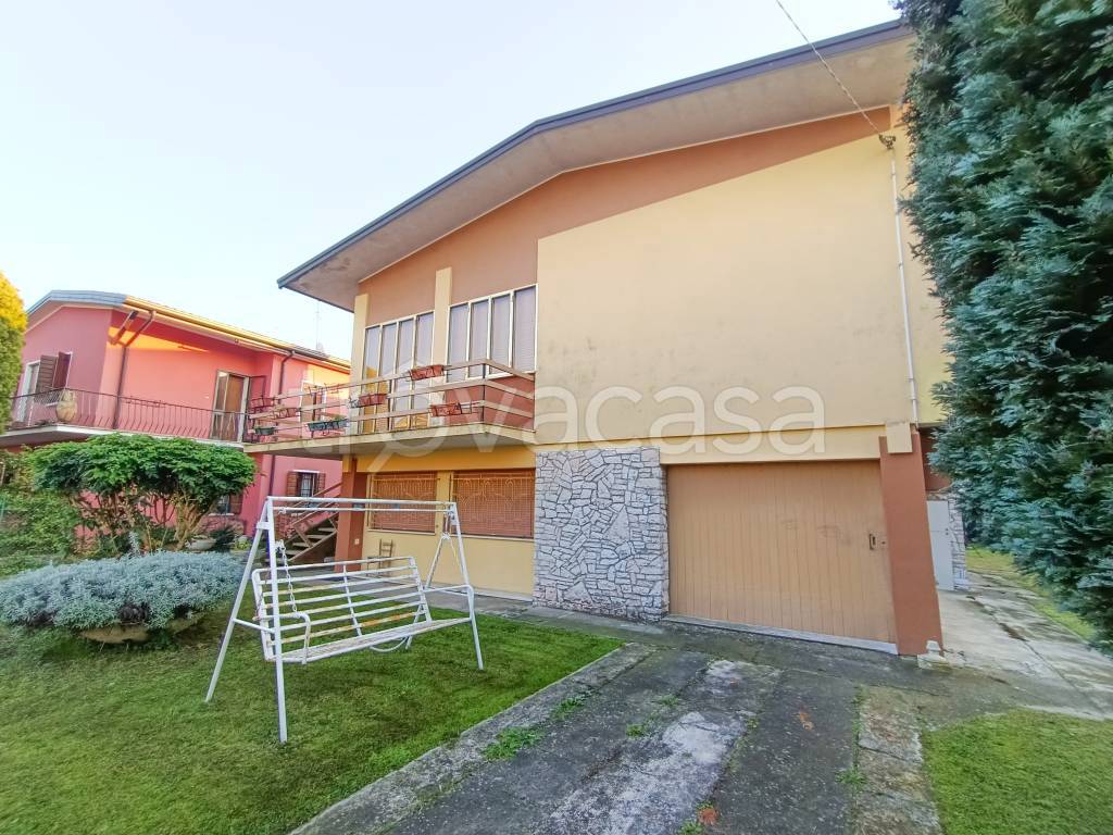 Villa in vendita ad Adria via Giovanni Battista Scarpari