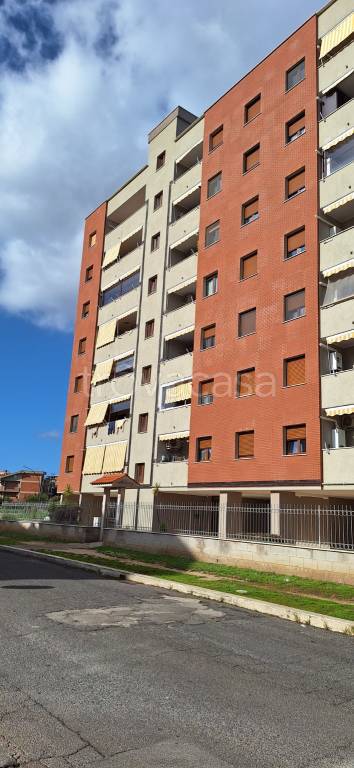 Appartamento in vendita ad Aprilia via Antonio Stradivari