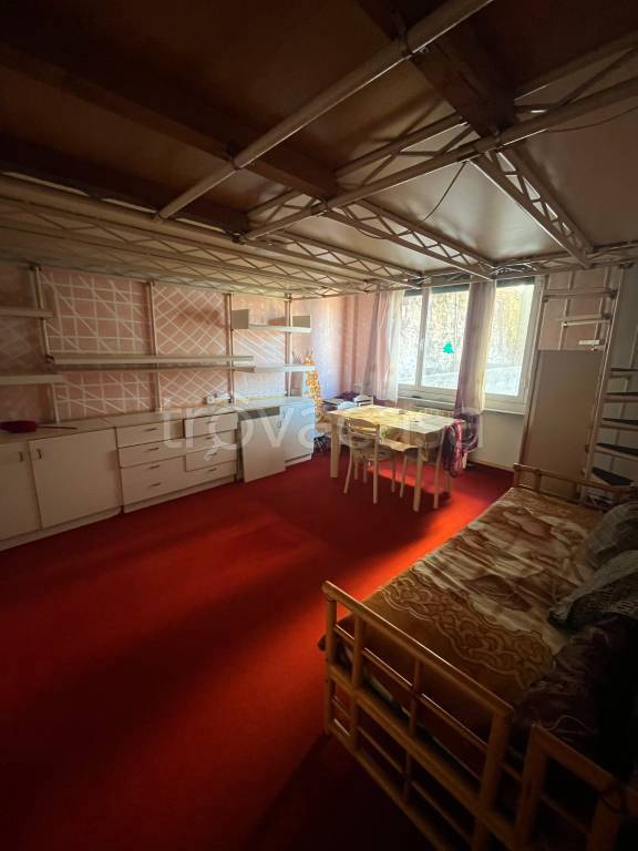 Appartamento in vendita a Genova via Leonardo Montaldo, 22