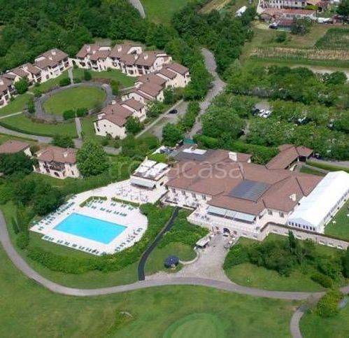 Appartamento in vendita a Cavaso del Tomba via Dei Borghi