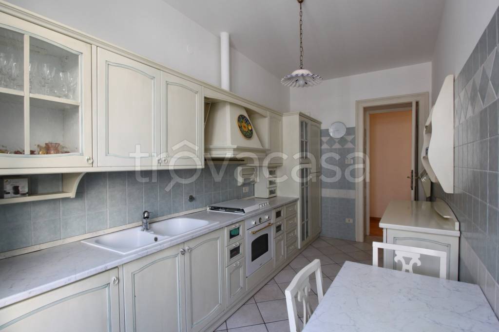 Appartamento in vendita a Trieste scala Giovanni Gioacchino Winckelmann