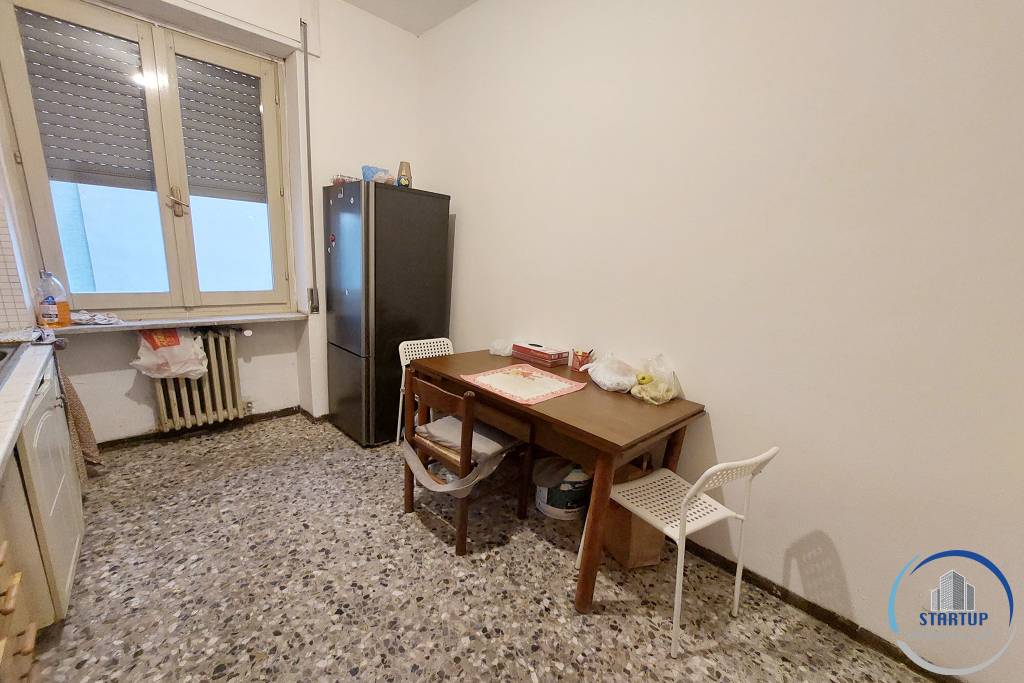 Appartamento in vendita a Novara via Edmondo De Amicis, 8