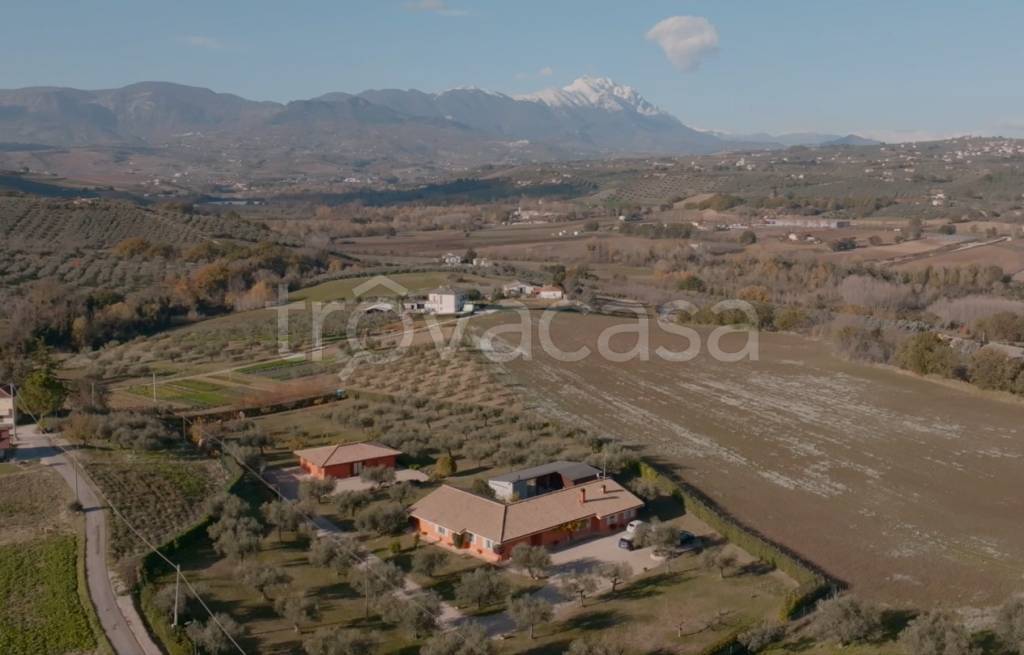 Villa in vendita a Pianella contrada La Grotta