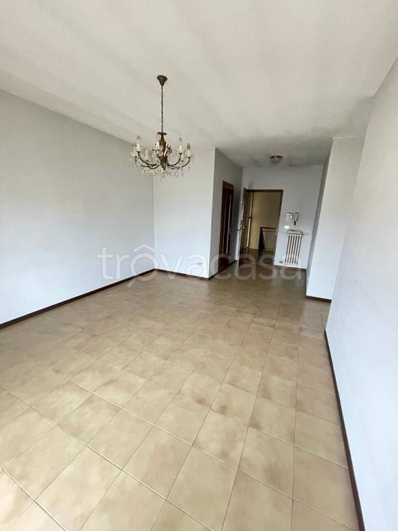 Appartamento in vendita a Broni