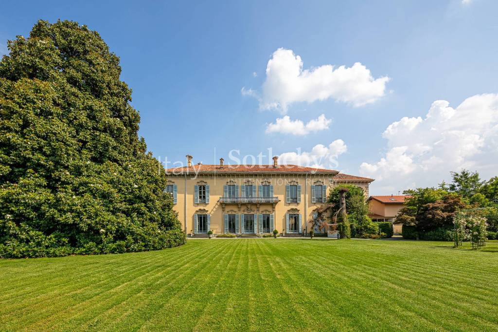 Villa in vendita a Merate via Nazionale