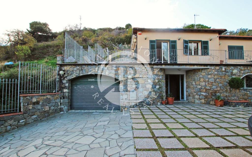 Villa in vendita a Sanremo