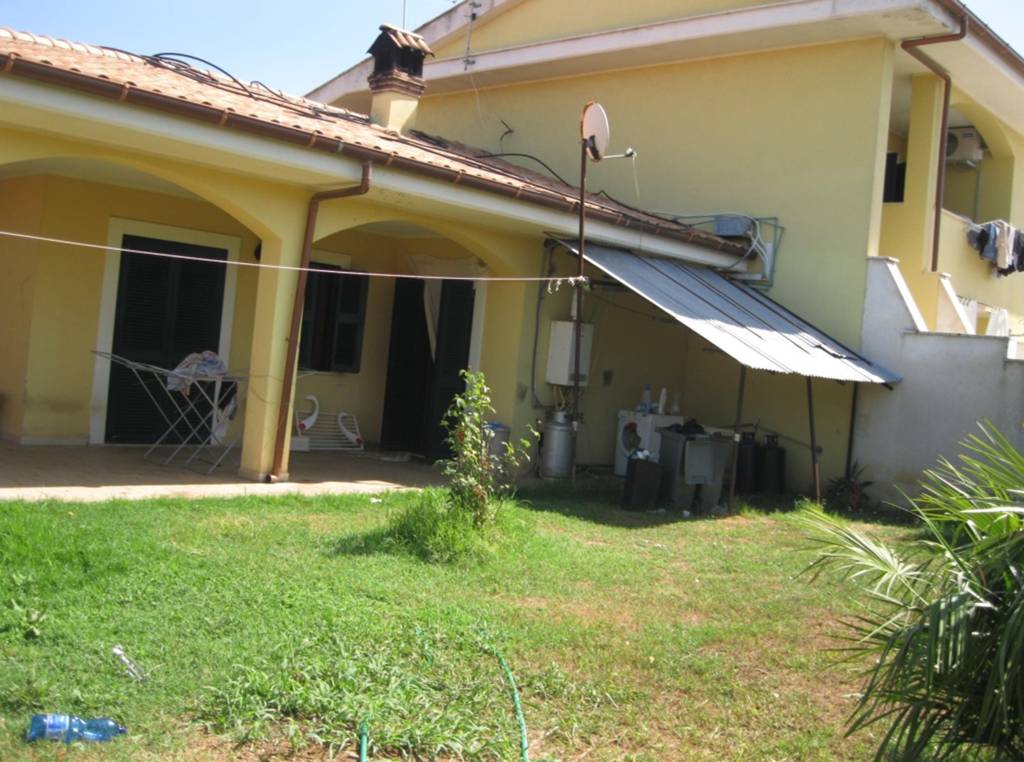 Villa Bifamiliare all'asta ad Anzio via Saturno, 34/a