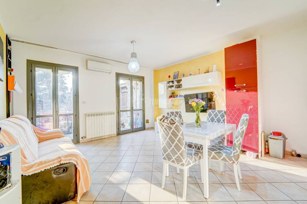 Appartamento in vendita a Cassano Magnago via Trieste 3