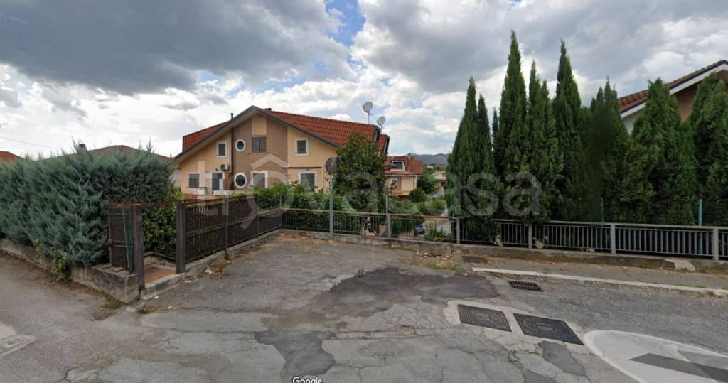 Appartamento all'asta a Frosinone via Bruxelles