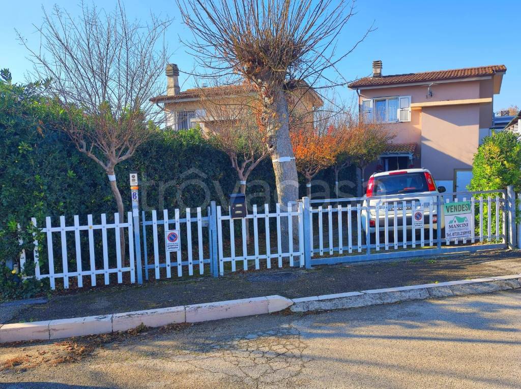 Villa in in vendita da privato a Montemarciano viale al Mare, 4