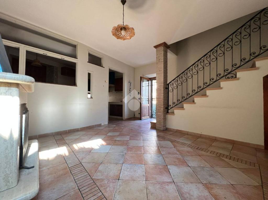 Appartamento in vendita a Veroli piazza Diamanti