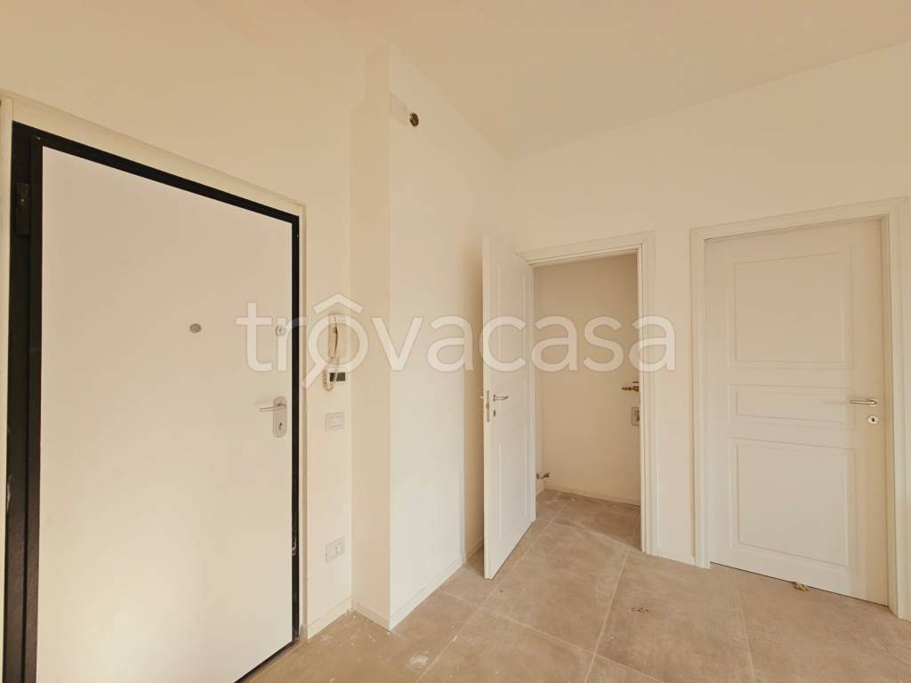 Appartamento in vendita a Parma via Sassari