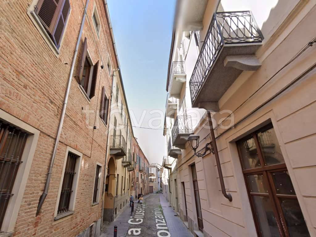 Appartamento all'asta ad Asti via Giuseppe Maria Bonzanigo, 23
