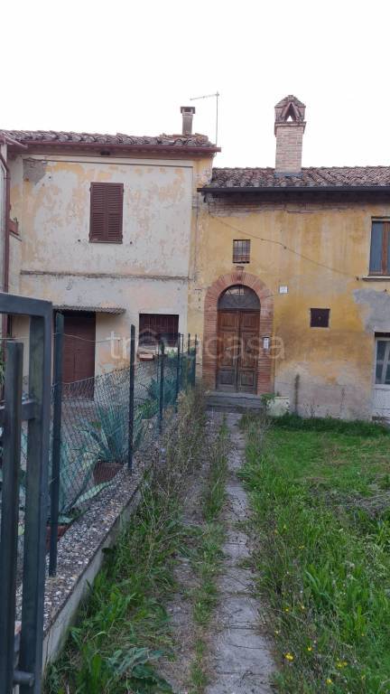 Casale in vendita a Perugia strada della Torre, 17