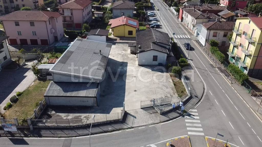 Colonica in vendita a Somaglia via della Libertà, 15