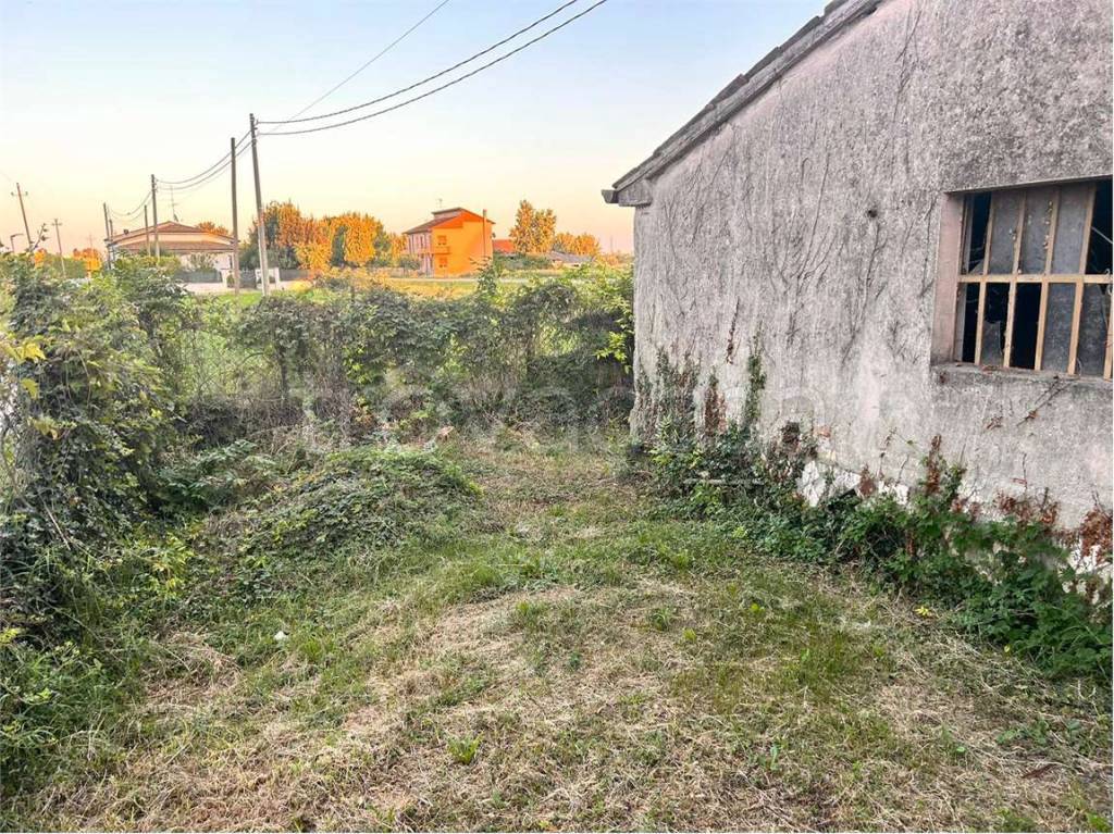 Rustico in vendita a Mantova