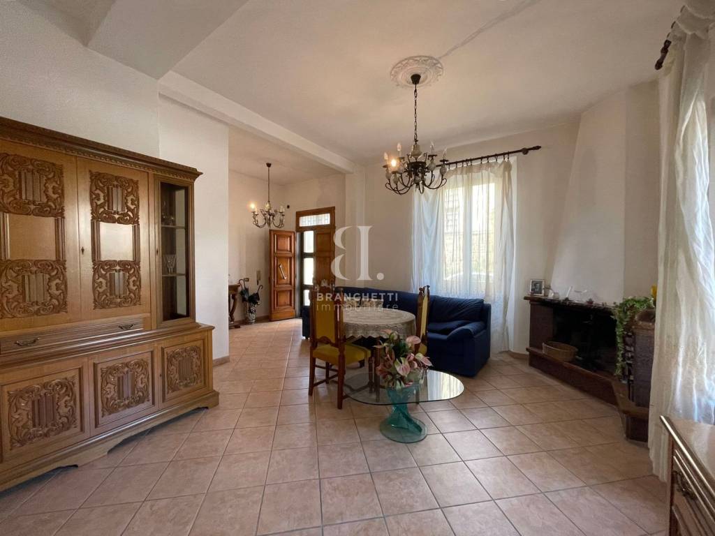 Appartamento in vendita a Prato via di Galceti