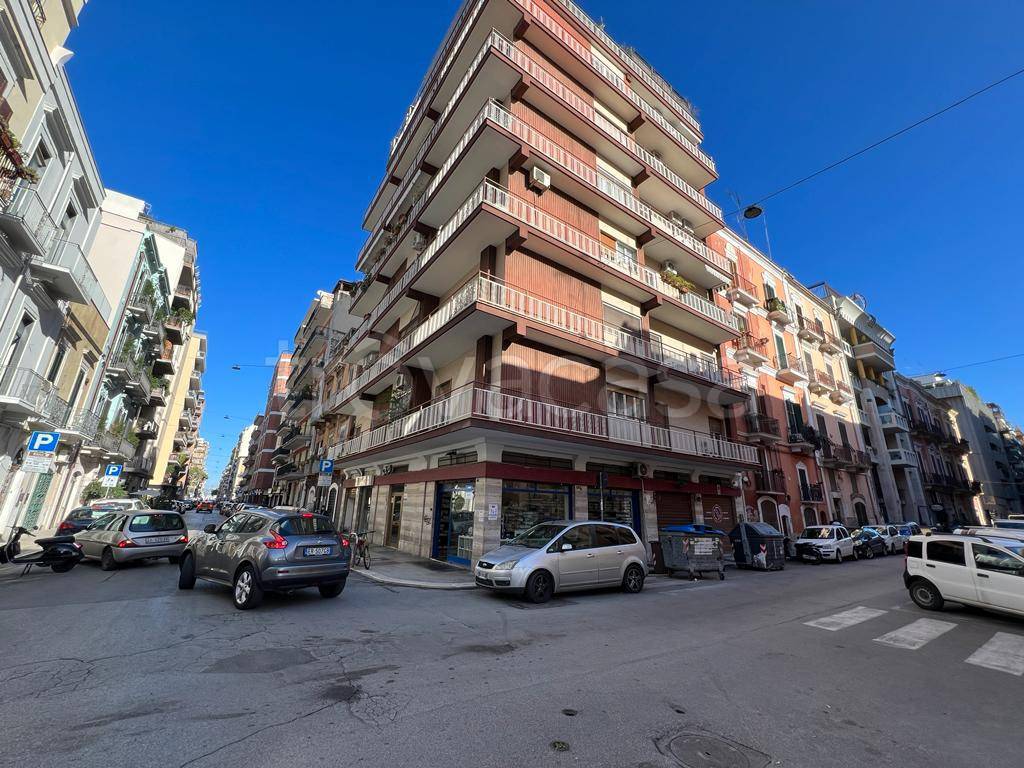 Appartamento in vendita a Bari via Sagarriga Visconti