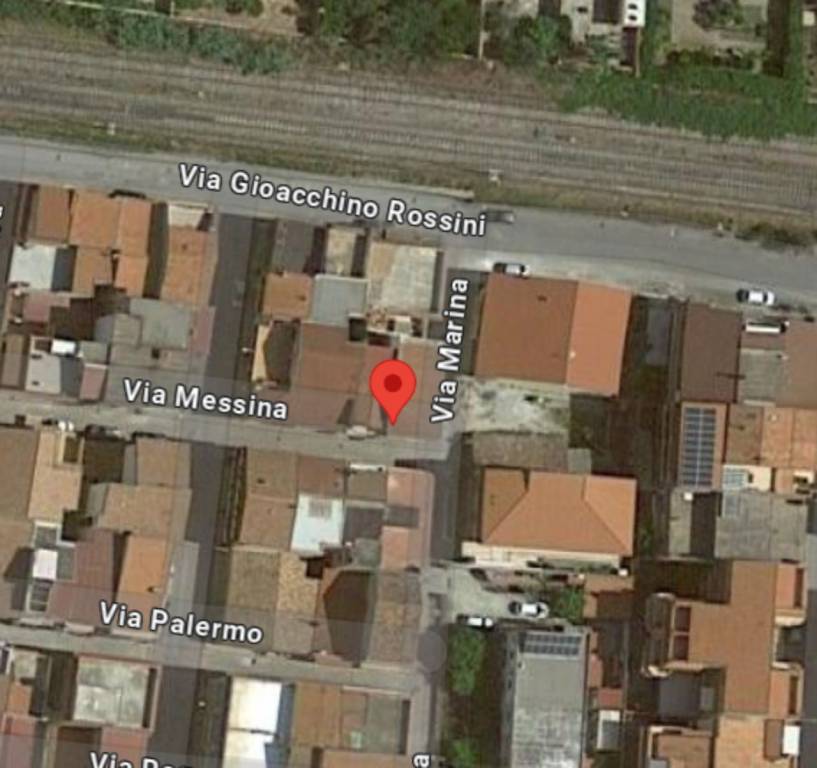 Appartamento all'asta a Falcone via Messina