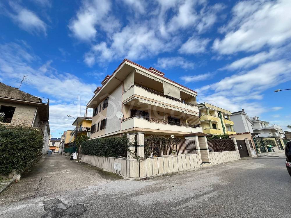 Villa Bifamiliare in vendita a Curti via Terragrande