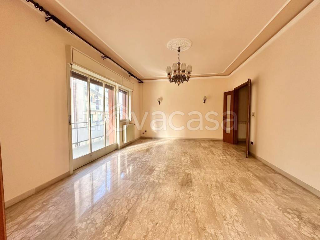 Iconacasa Reggio Calabria Piazza De Nava: 8 case in vendita - TrovaCasa