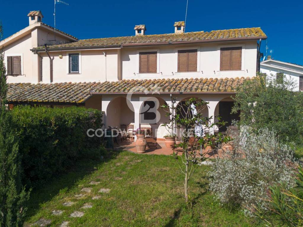 Case in vendita a Marina Velca di Tarquinia - TrovaCasa