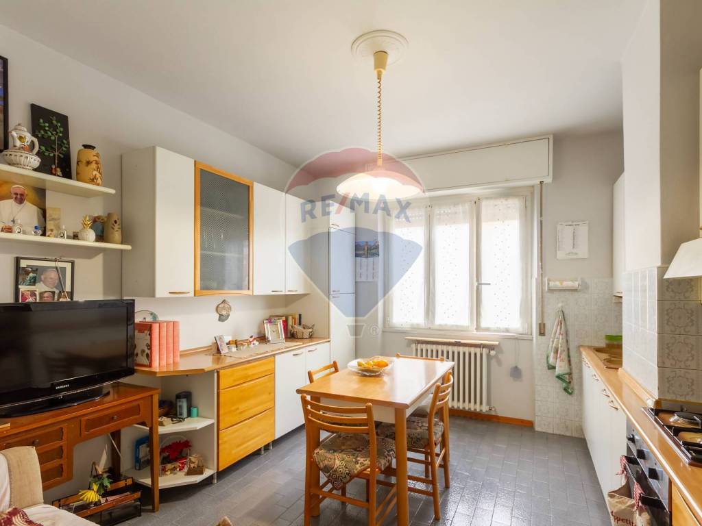 Appartamento in vendita a Capriate San Gervasio vicolo Milano, 2, box ...