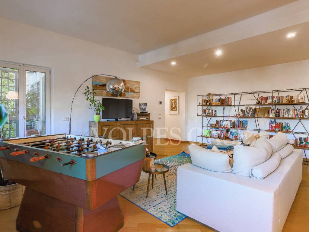 Appartamento in vendita a Roma via Vallombrosa, libero al rogito ...