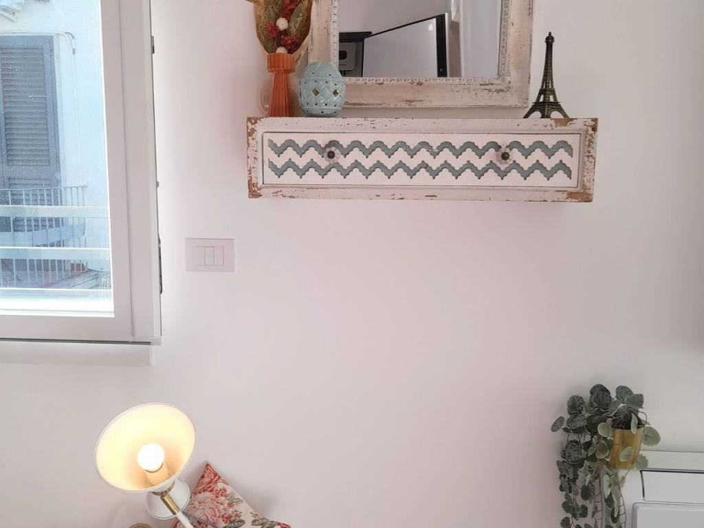 Appartamento in affitto a Milano via Teramo, 24, arredato, libero al ...