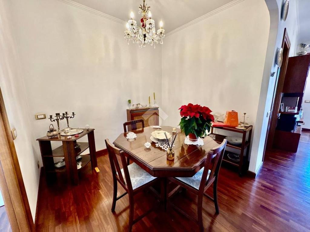 Appartamento in vendita a Roma via Alberto Litta Modignani, 21 ...