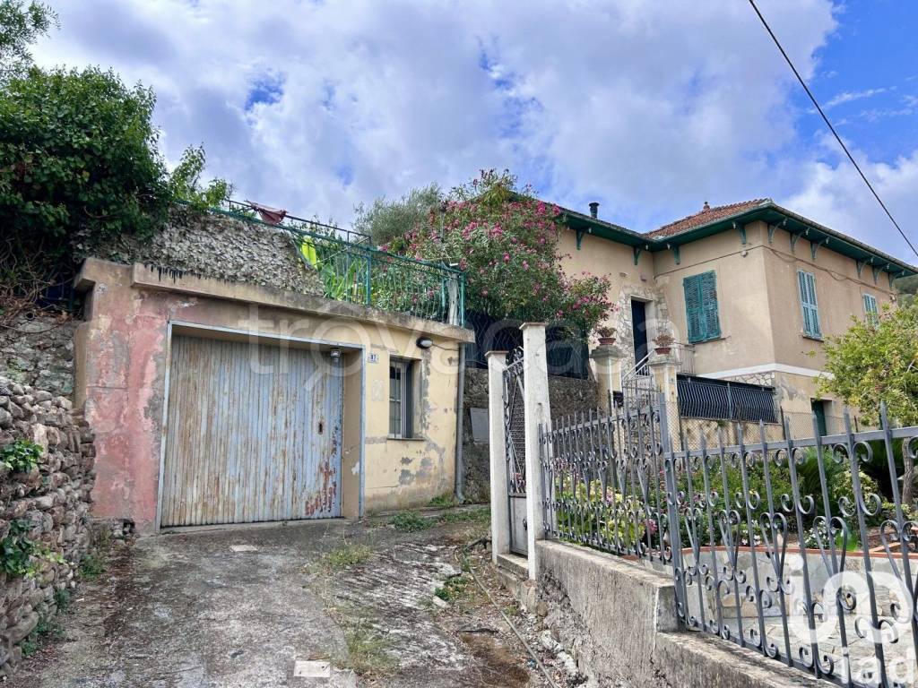 iad - Brando Pagano - agenzia di Imperia (IM) - TrovaCasa