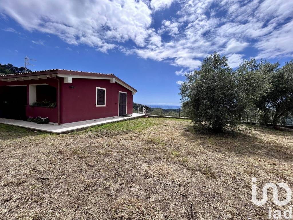 iad - Brando Pagano - agenzia di Imperia (IM) - TrovaCasa