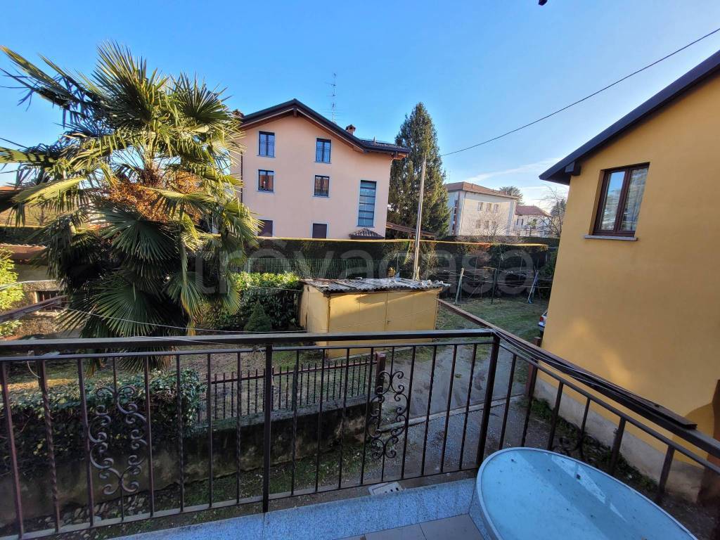 Case in vendita a Villa Guardia - TrovaCasa