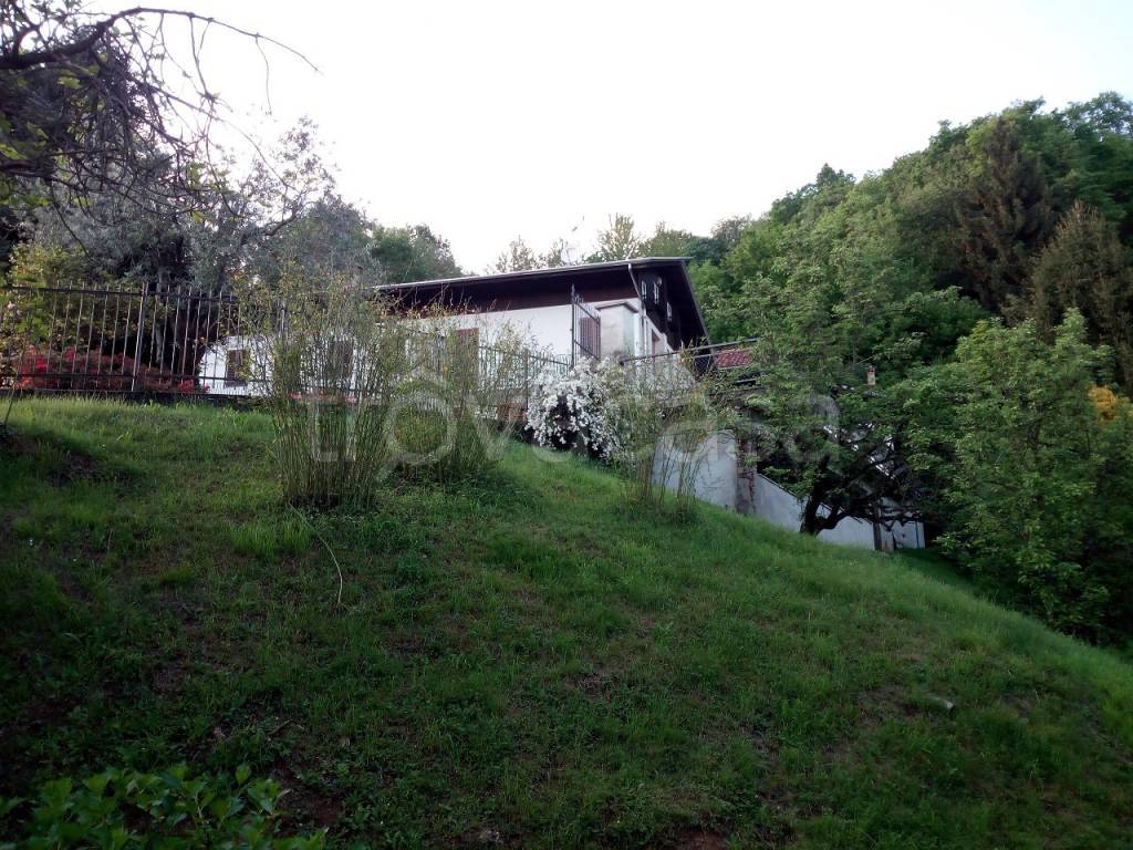 Villa a Schiera in vendita a Biella strada della Burcina, 22