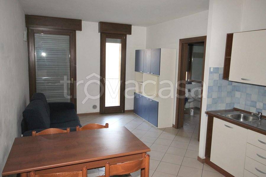 Appartamento in vendita a Casazza piazza San Lorenzo, 7