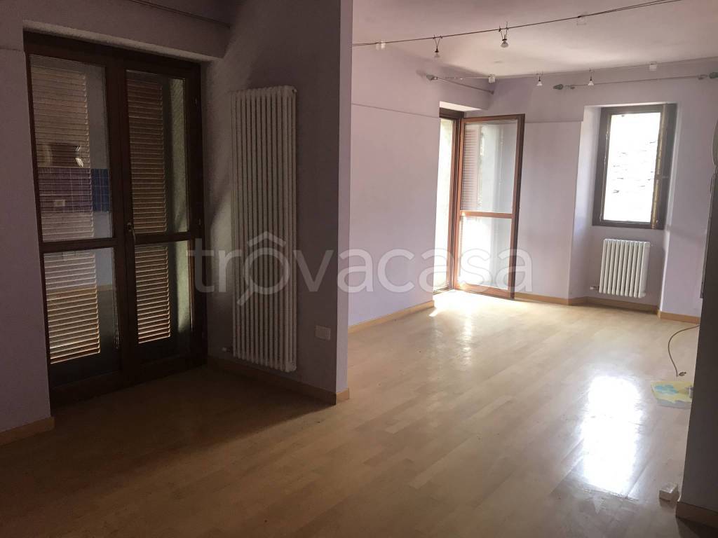 Appartamento in vendita a Talamona via Valenti