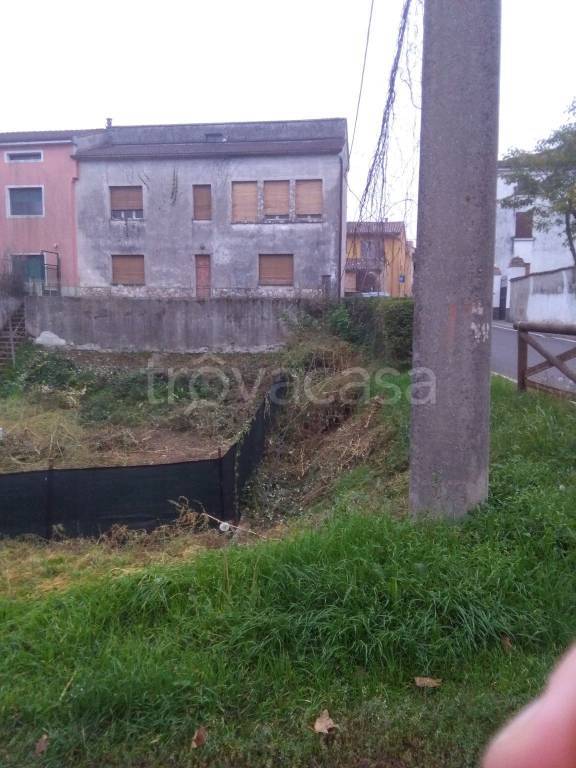 Casale in in vendita da privato a Volongo via Guglielmo Marconi, 22