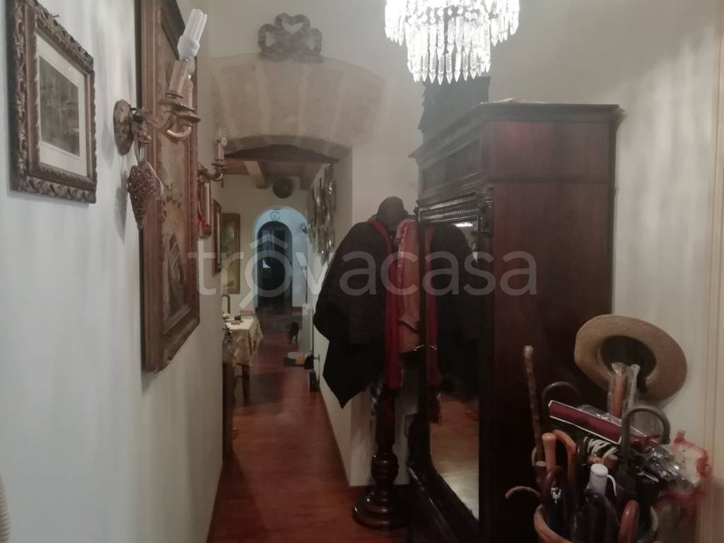 Appartamento in vendita a Palermo via Giacalone, 9