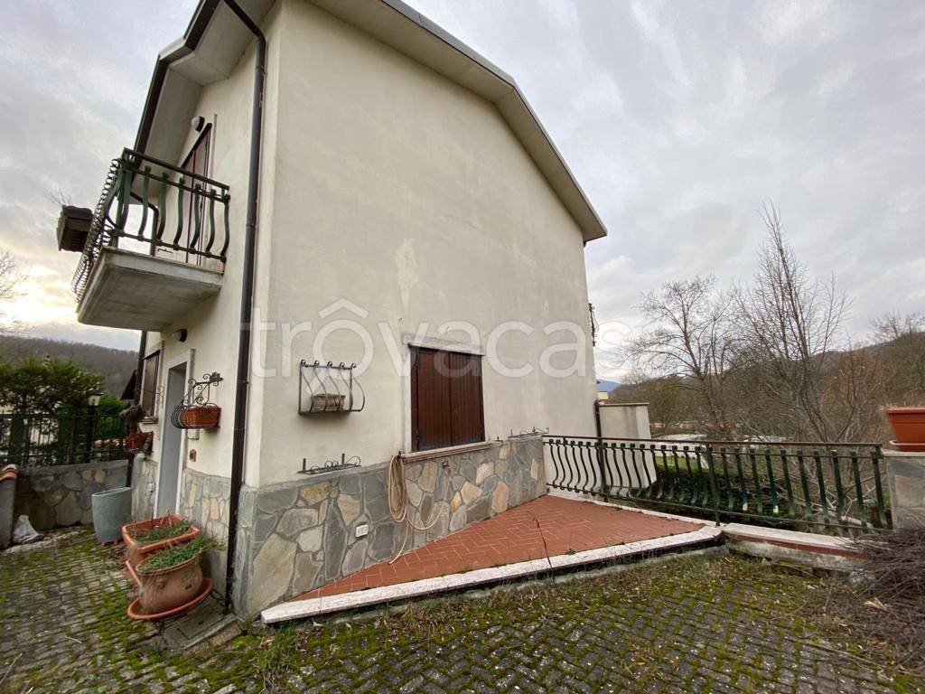 Villa a Schiera in in vendita da privato ad Ateleta via Sangrina