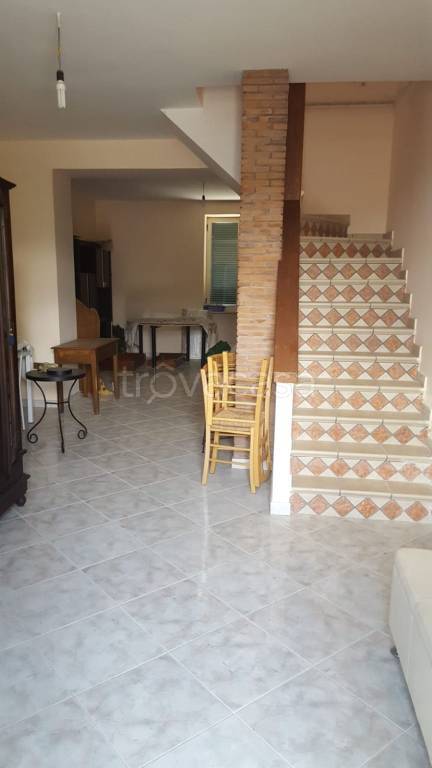 Intero Stabile in vendita a San Martino Valle Caudina via Pisciariello Pezze