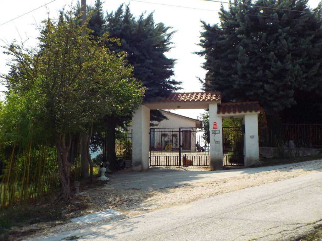 Villa in in vendita da privato a Tolentino contrada Vaglie