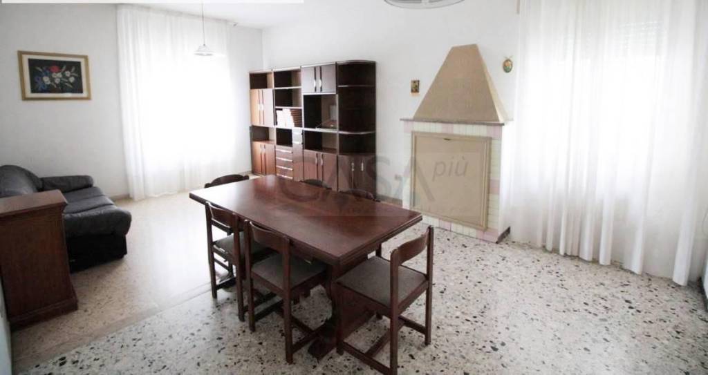 Appartamento in vendita a Monsampolo del Tronto via Petrarca