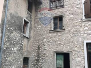 Rustico in vendita a Brenzone sul Garda via Are, 15 Foto-5