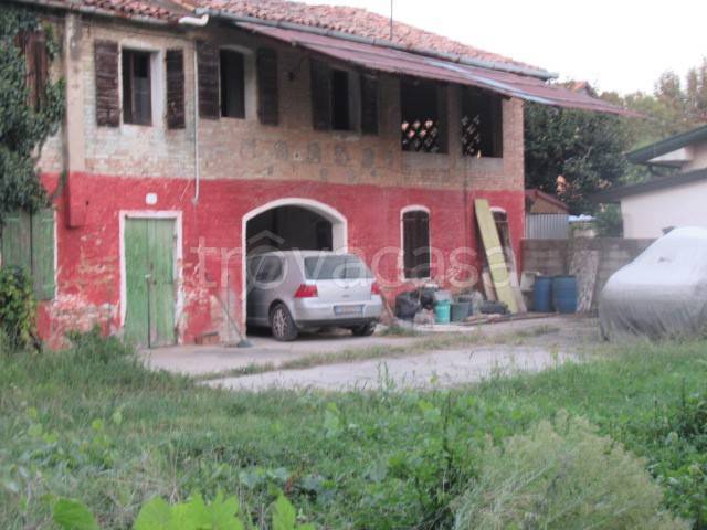 Villa Bifamiliare in vendita a Mirano via Miranese