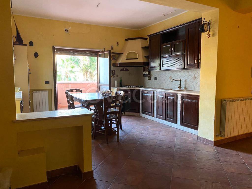 Appartamento in vendita a Reggio di Calabria via Trapezzoli