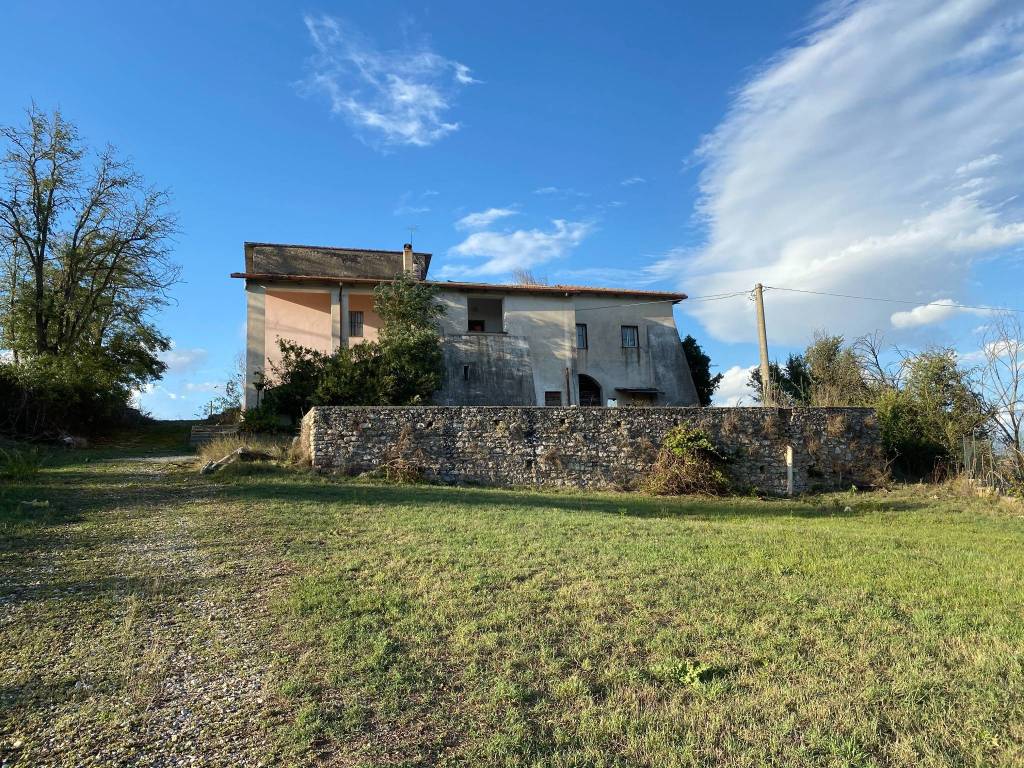 Casale in in vendita da privato a Fiano Romano via Tiberina, 227